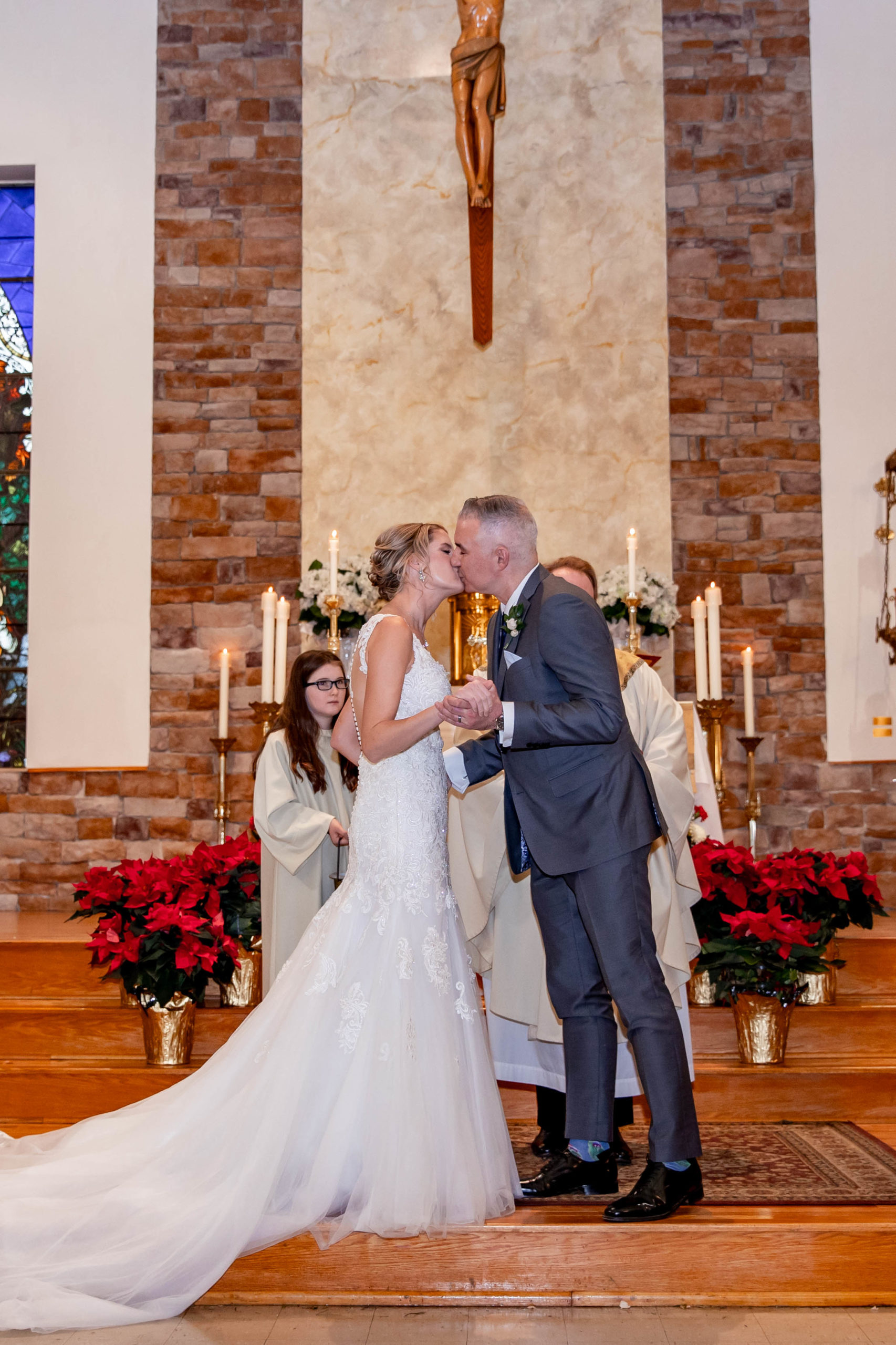 Wintry, Whimsical Buck Hotel Wedding - gabriellamariephotography.com