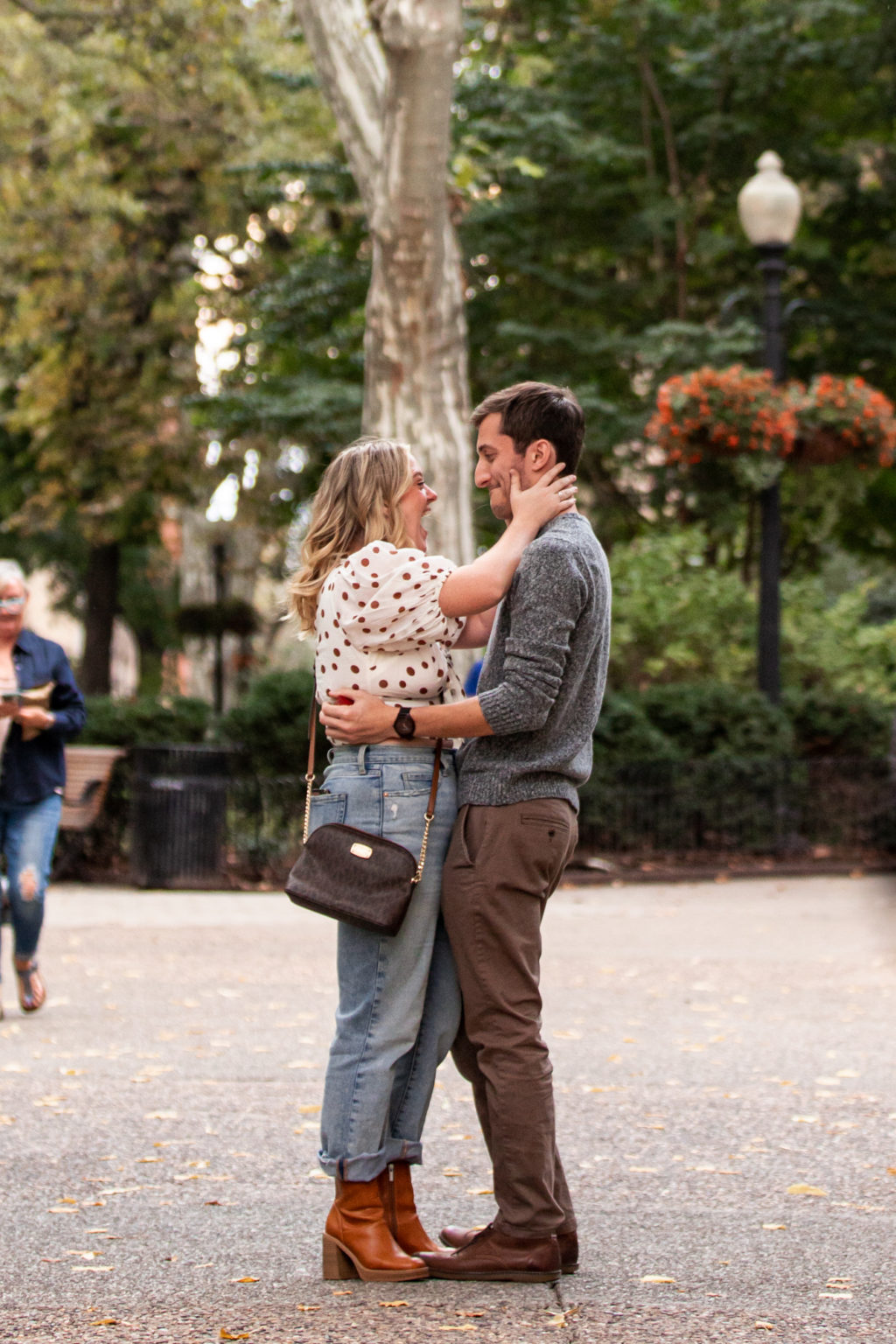 Rittenhouse Square Surprise Proposal | Mark & Ashley - gabriellamariephotography.com